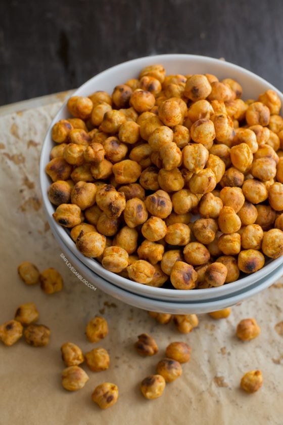 Spicy Roasted Chickpeas - Simple Vegan Blog