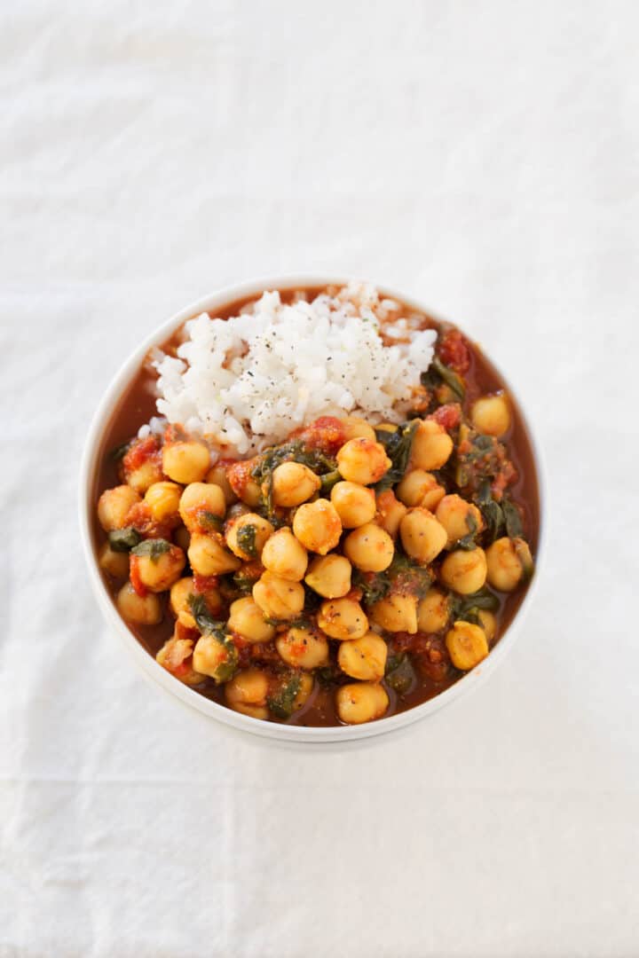 Chole Palak (Spinach with Chickpeas) - Simple Vegan Blog