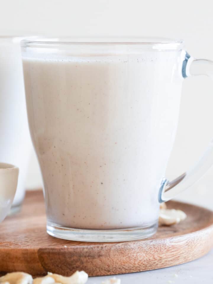 Easy Vegan Pesto (5 Minutes) - Simple Vegan Blog