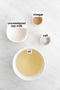 The BEST Vegan Mayonnaise (4 Ingredients) - Simple Vegan Blog