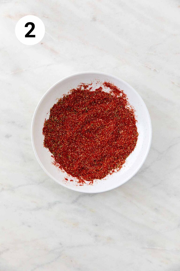 Homemade Chili Powder Recipe (2 Minutes) - Simple Vegan Blog