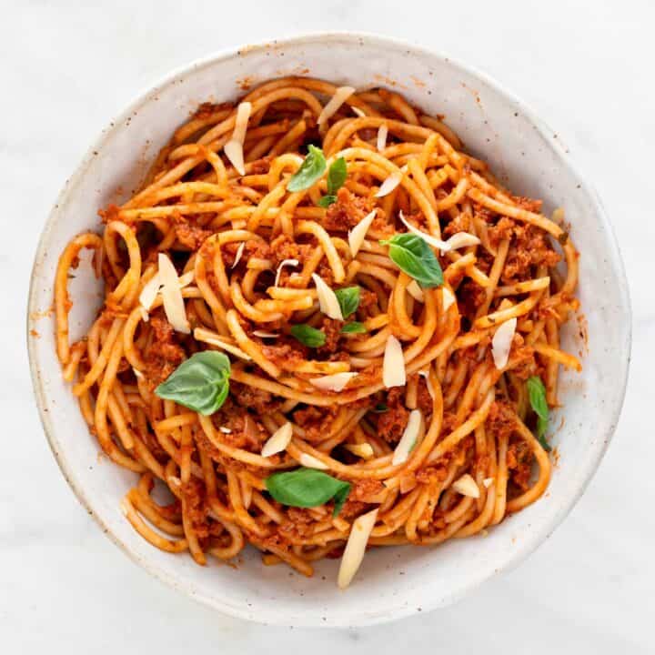 Easy Vegan Spaghetti - Simple Vegan Blog