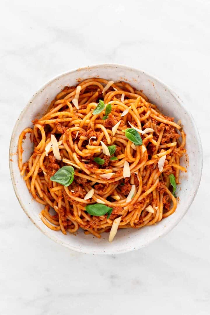 Easy Vegan Spaghetti - Simple Vegan Blog