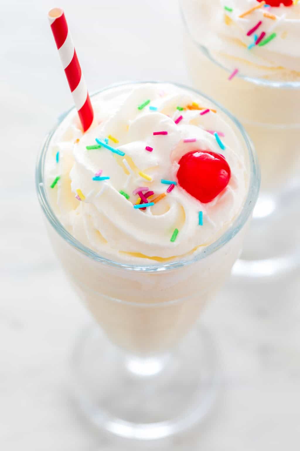 Easy Vegan Milkshake - Simple Vegan Blog