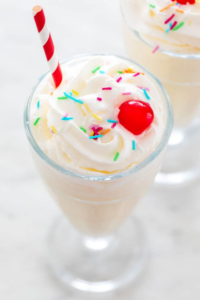 Easy Vegan Milkshake - Simple Vegan Blog